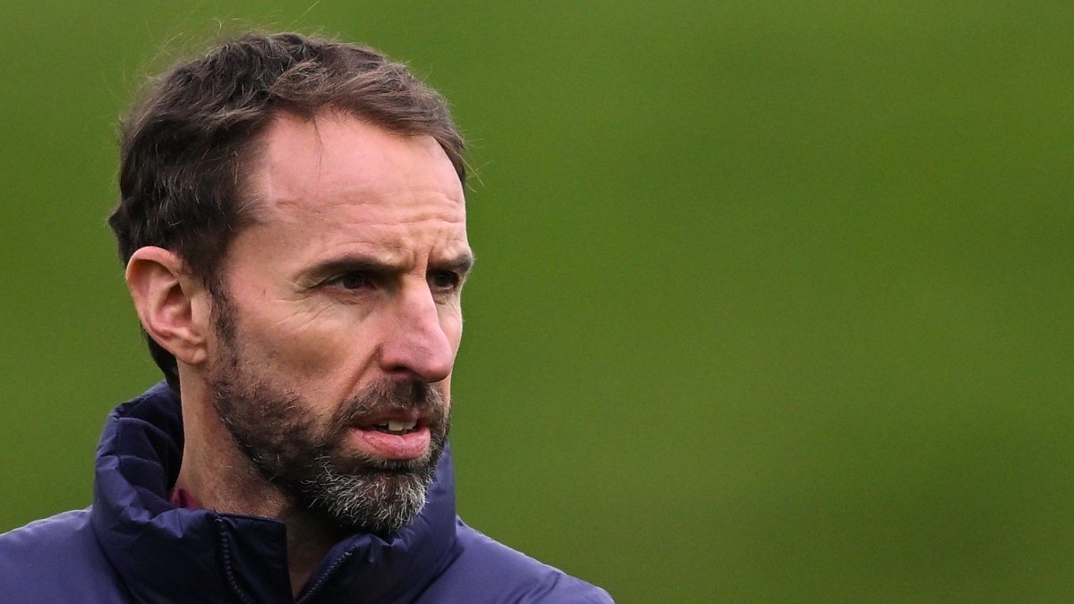 BBC Sport - England press conference