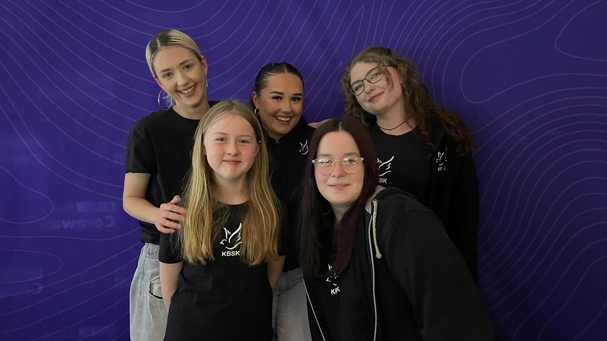 BBC Radio Cornwall - Daniel Pascoe, Anoushka Williams sits in (12/04 ...