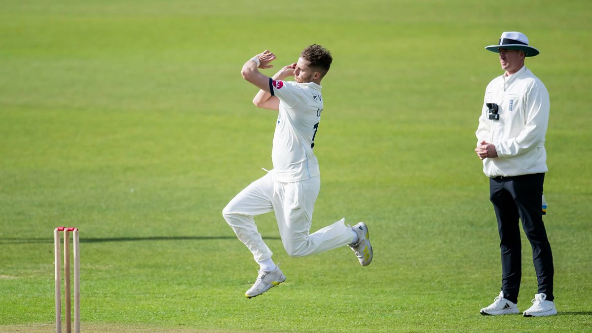 BBC Radio Leeds - West Yorkshire Sport Daily, Yorkshire's Ben Coad on ...