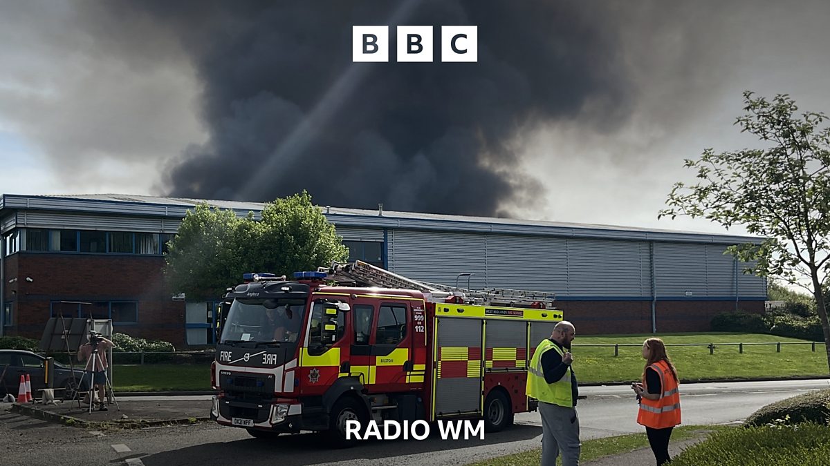 BBC Radio WM - BBC Radio WM, Cannock fire causes huge smoke plume