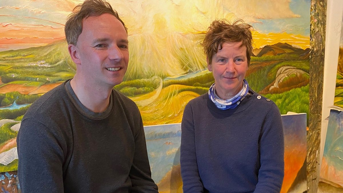 BBC Radio Cymru - Ffion Dafis, Elinor Gwynn yn sgwrsio gyda'r artist ...