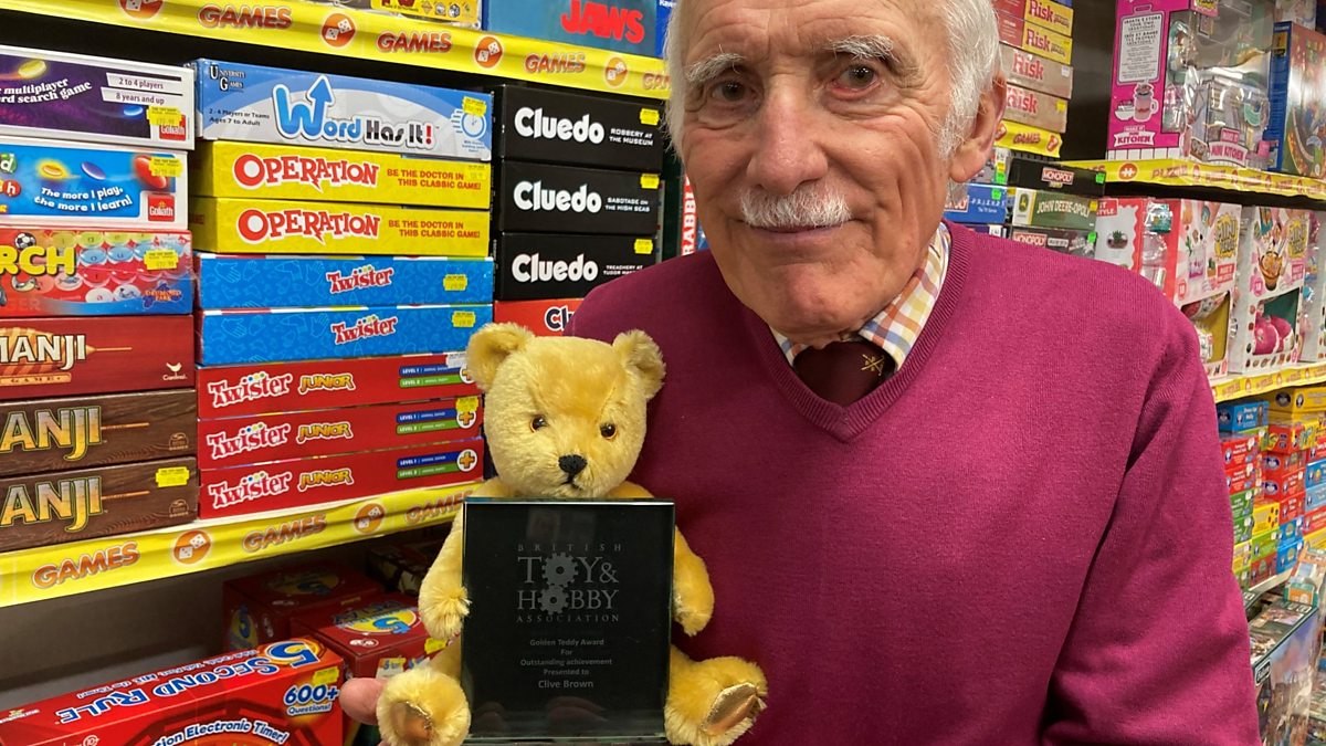 BBC Radio Wiltshire - Chris Baxter on BBC Radio Wiltshire, Comedian Ed ...