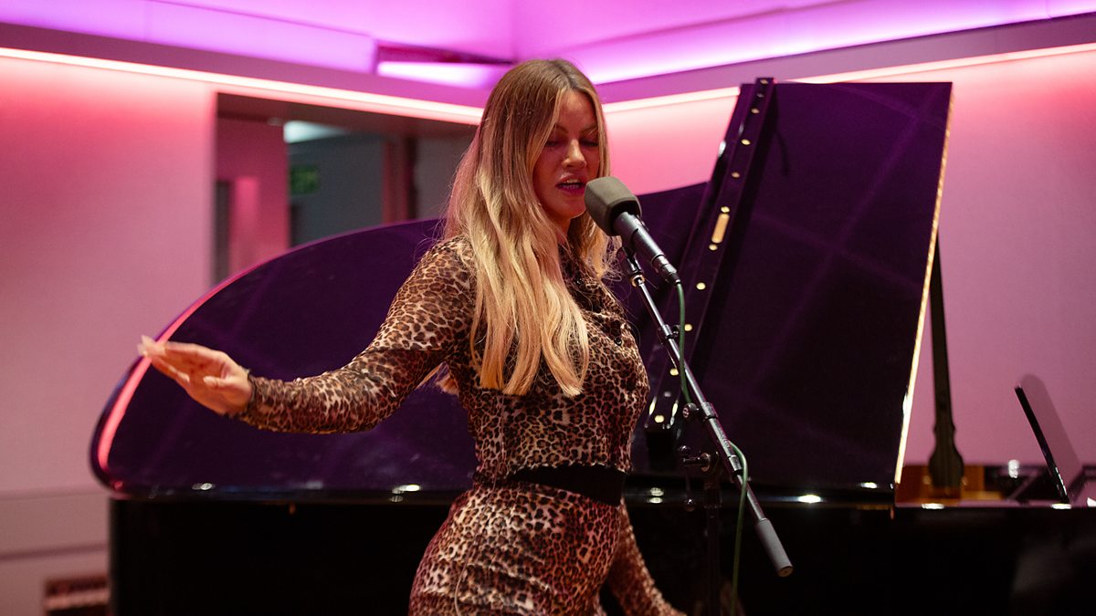 BBC Radio 4 - Loose Ends, Stephen Merchant, Plum Sykes, Adeel Akhtar ...