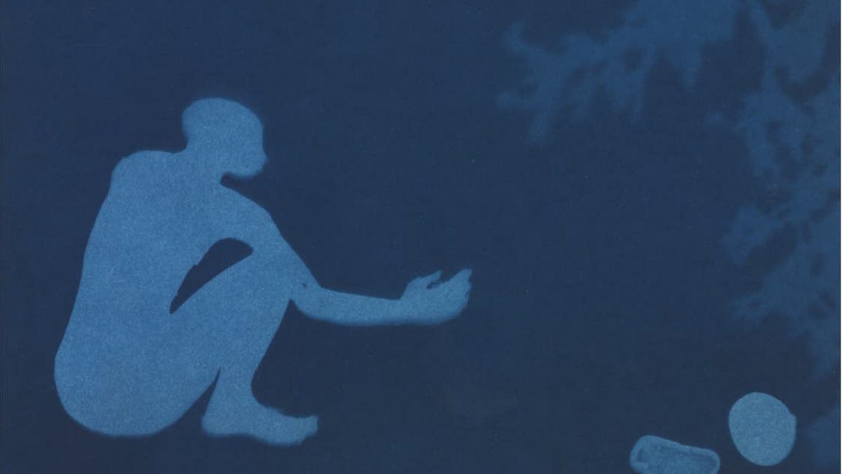 BBC World Service - Unexpected Elements, An unexpected burger, Photosenstive postcard sent in ...