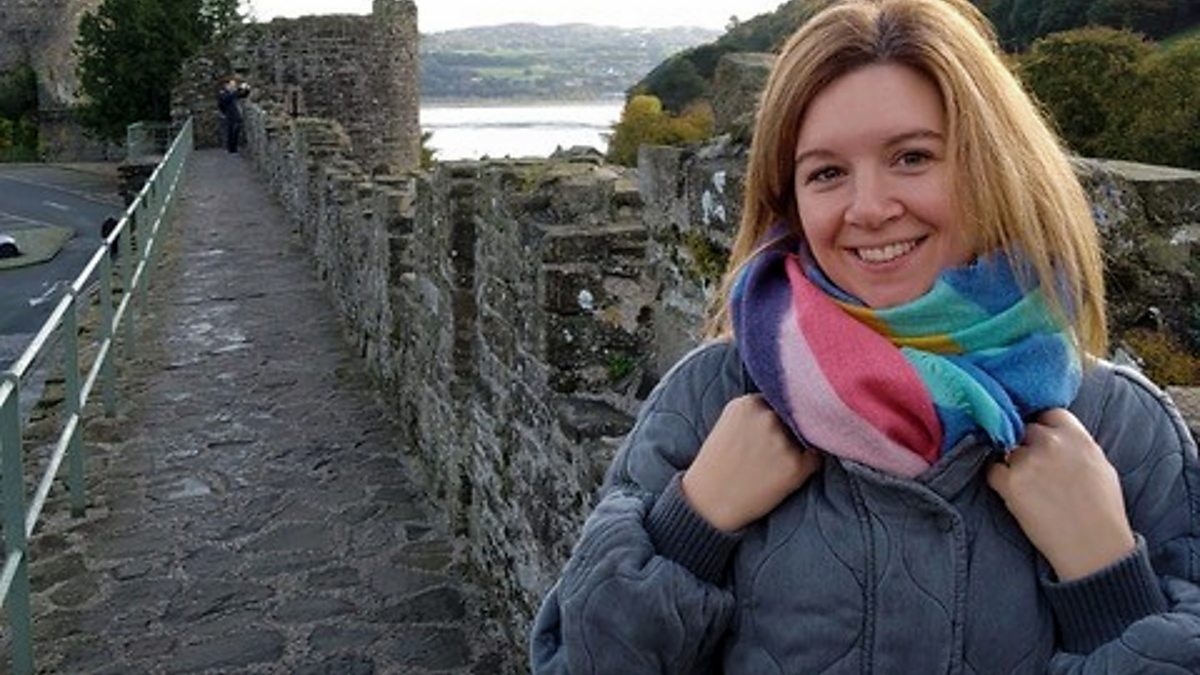 BBC Radio Cymru - Dros Ginio, Alun Thomas yn cyflwyno, Breuddwydio yn Rafah