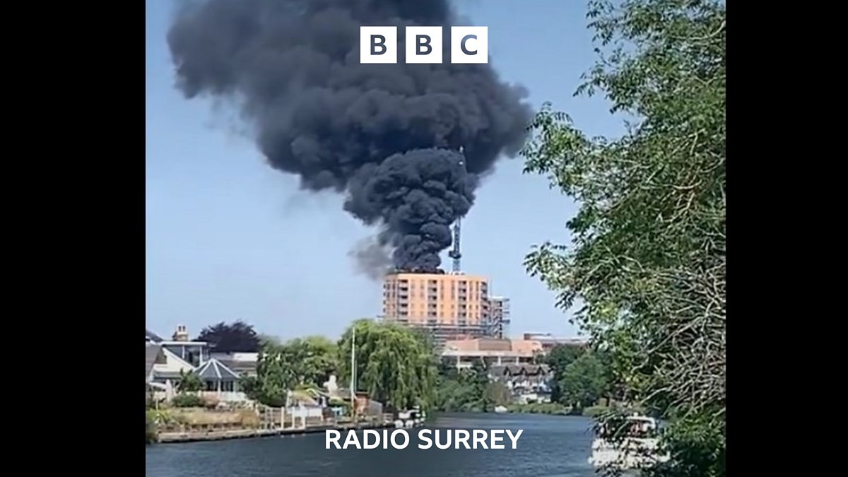 BBC Radio Surrey - BBC Radio Surrey, Large fire in Staines town centre