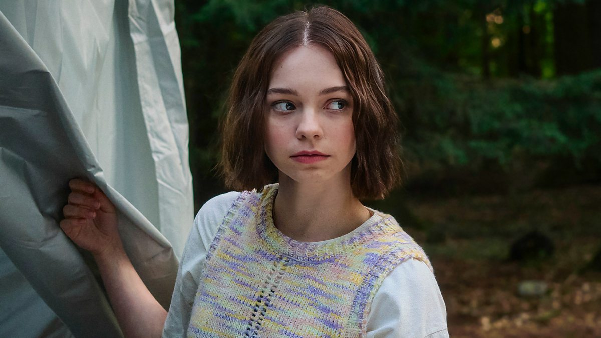 BBC Three - A Good Girl's Guide to Murder, Series 1, Episode 2