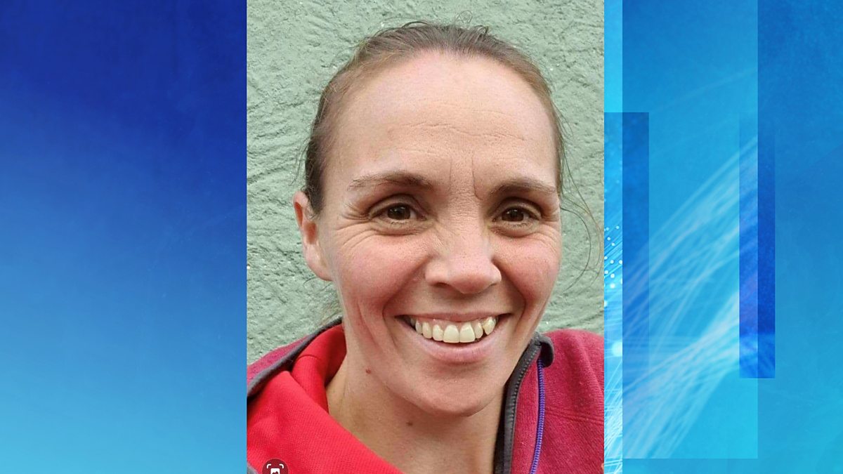 BBC Radio Cymru - Beti a'i Phobol, Alison Roberts