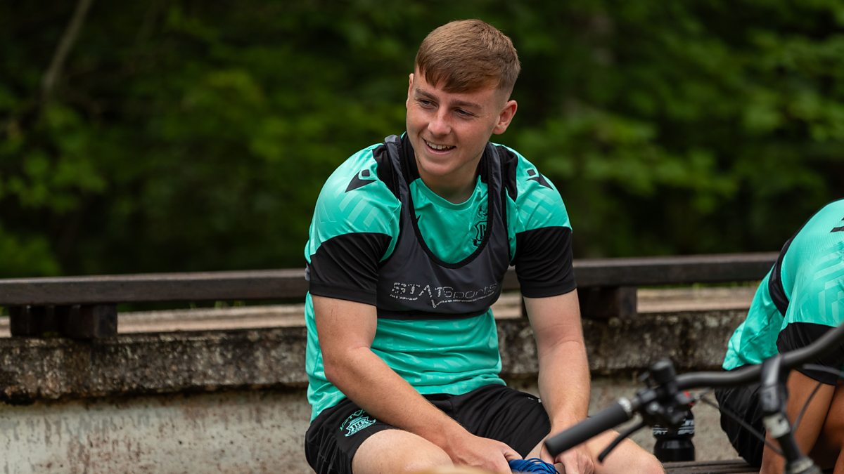 BBC Radio Leeds - West Yorkshire Sport Daily, Contract extension a 'no ...