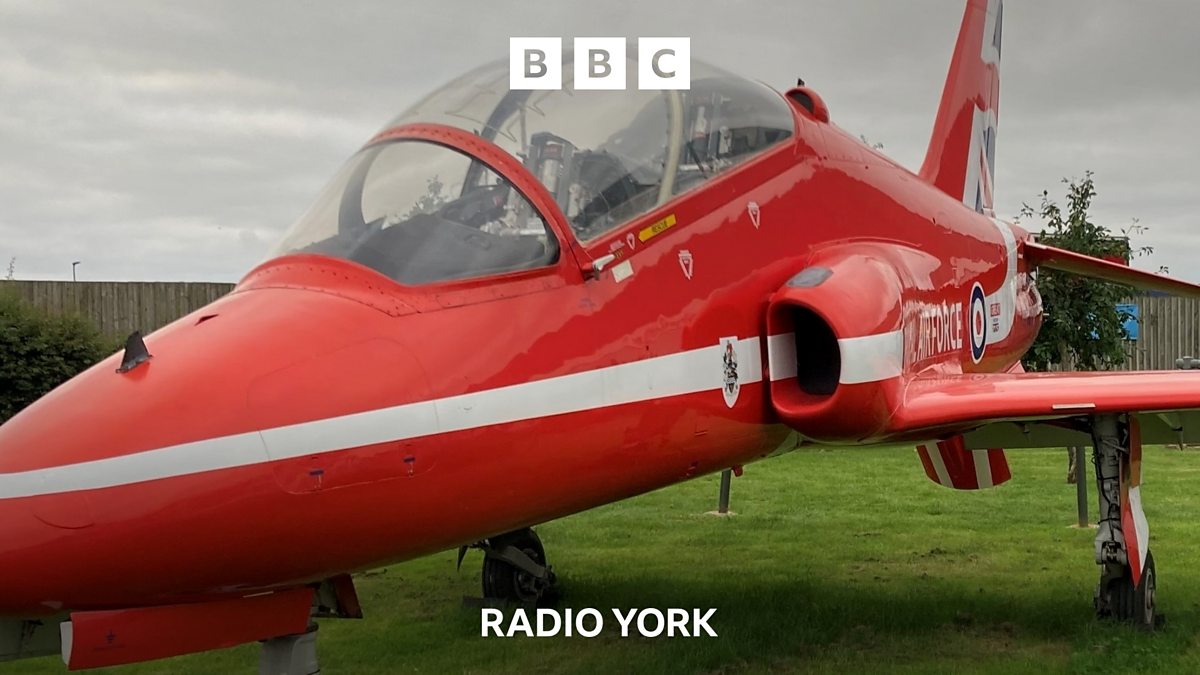 BBC Radio York - Secret North Yorkshire, The Red Arrows plane that ...
