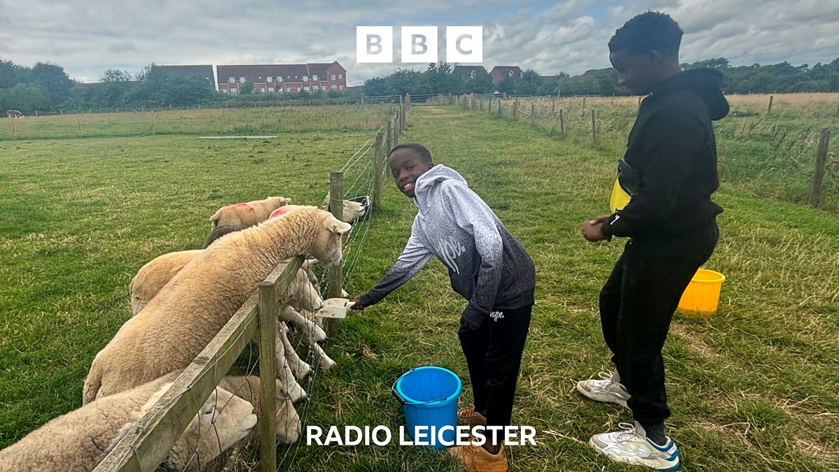 BBC Local Radio - Farmwatch, Leicester family’s first farm visit
