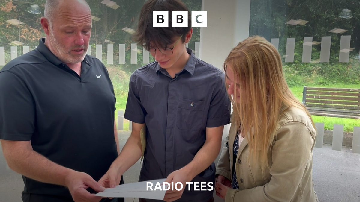 BBC Radio Tees - BBC Radio Tees, Hartlepool students receive A-Level results