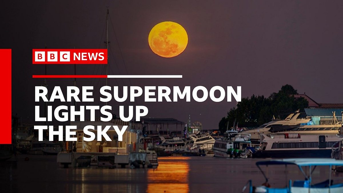 BBC News - Rare Blue Supermoon