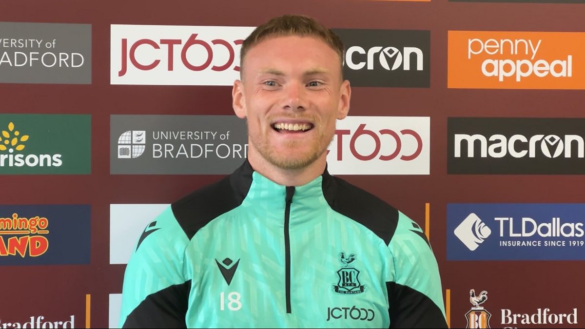 BBC Radio Leeds - West Yorkshire Sport Daily, Kelly getting used to new ...