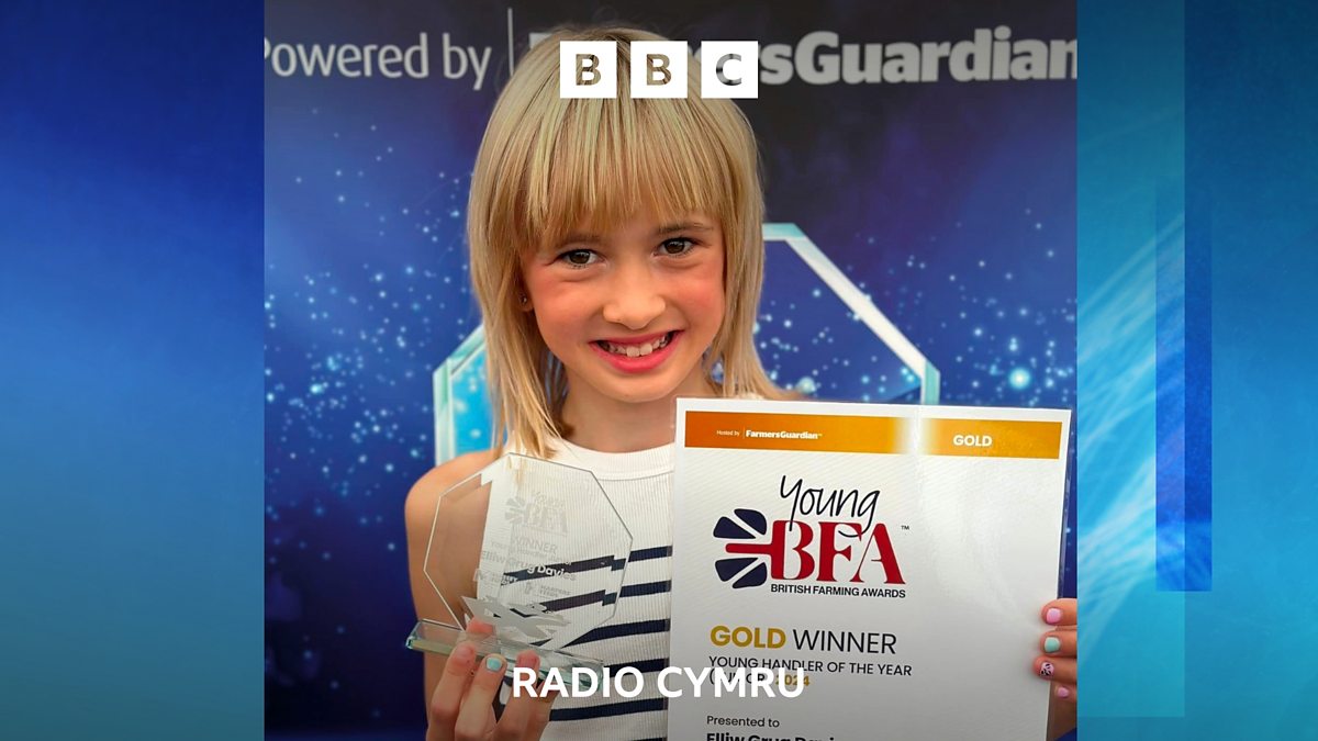 BBC Radio Cymru - Ifan Jones Evans, Elliw o Lanybydder ar y brig!