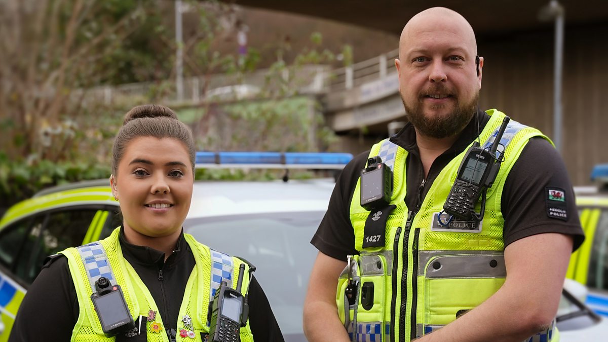 Rookie Cops - Series 2: Episode 3 - BBC iPlayer