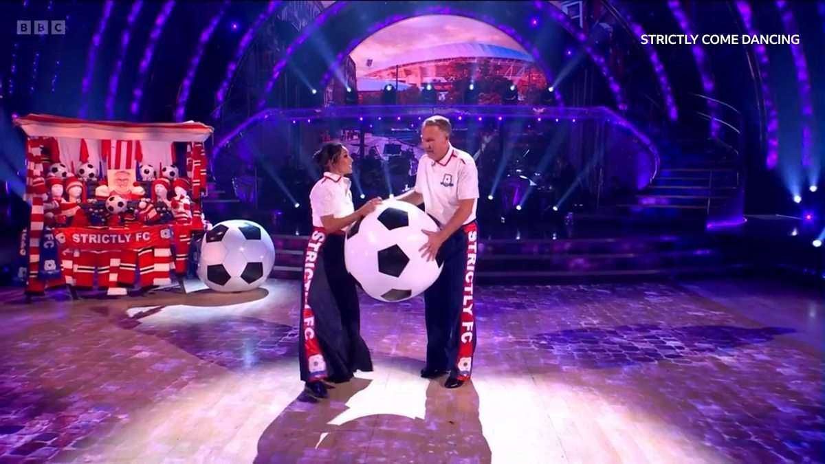 BBC One - Strictly Come Dancing, Series 22, Week 1, Paul and Karen American Smooth