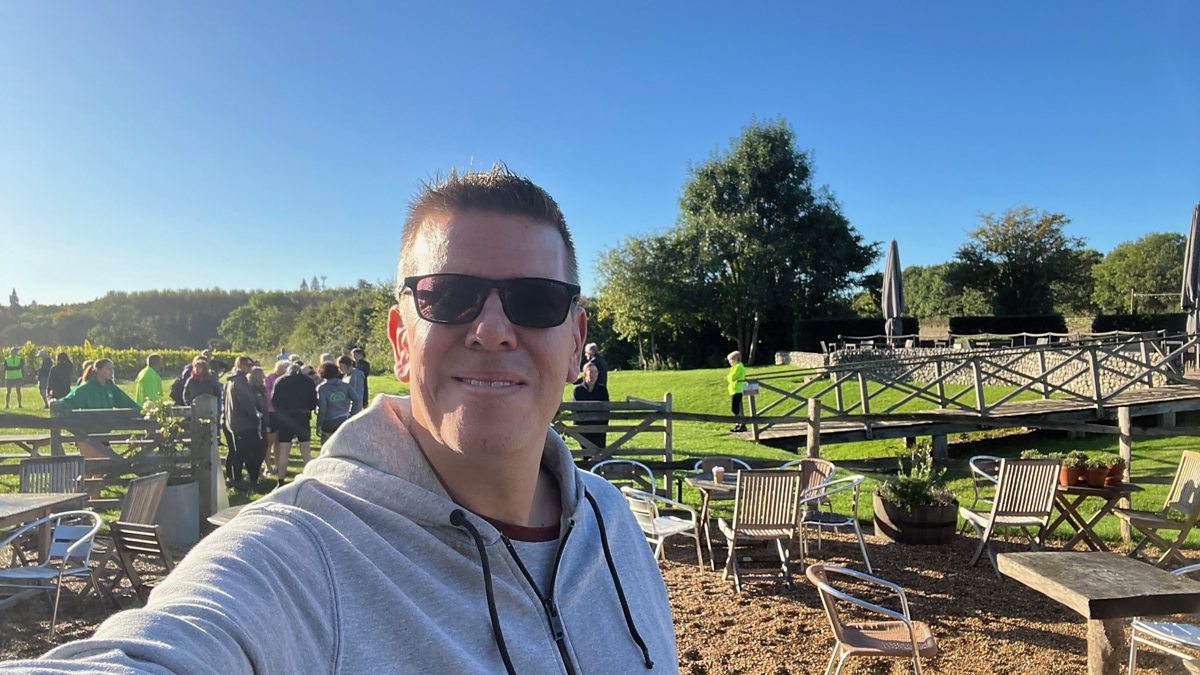 BBC Radio Sussex - Mark Carter, Mark completes his first ever Park Run