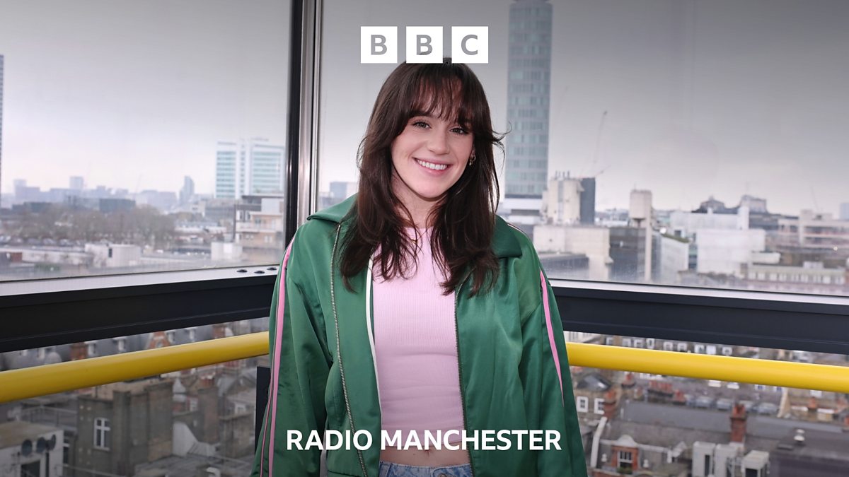 BBC Radio Manchester - Michelle Dignan, Ellie Leach on starring in Cluedo 2