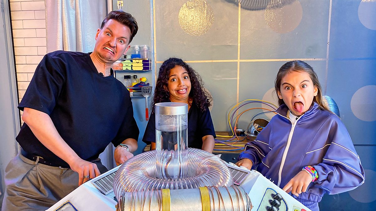 Saturday Mash-Up! Live - Doctor, Doctor: 12. Space Bandits! - BBC iPlayer