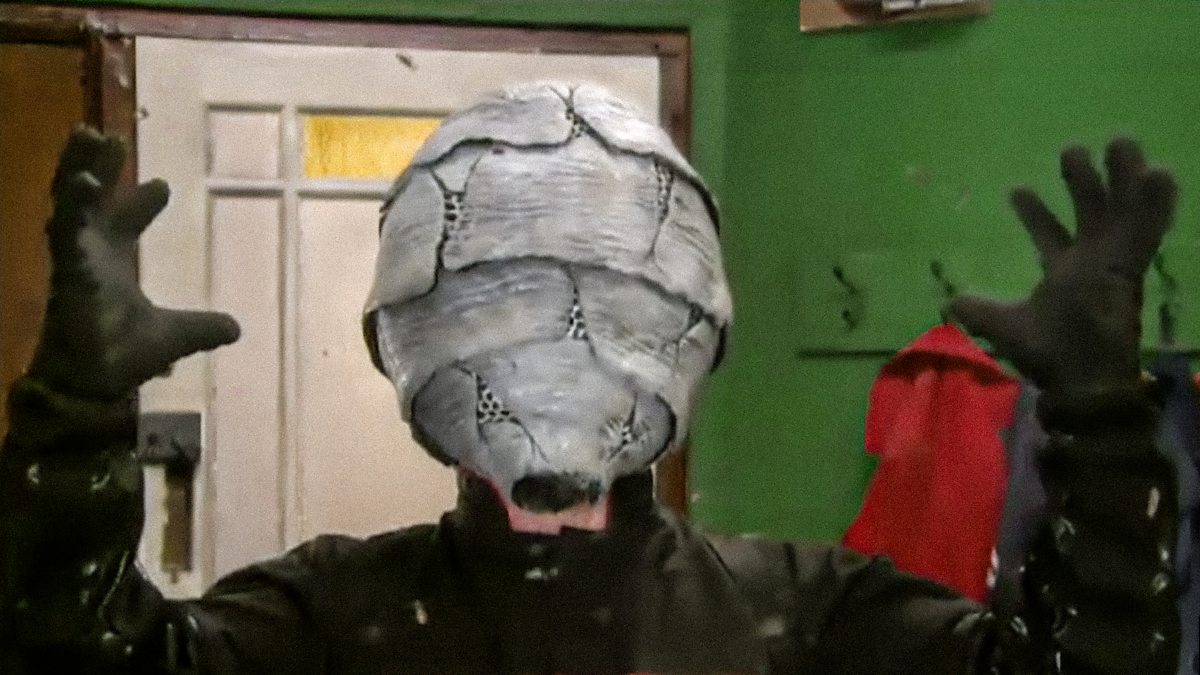 Ideal - Series 3: 4. The Nest - BBC iPlayer