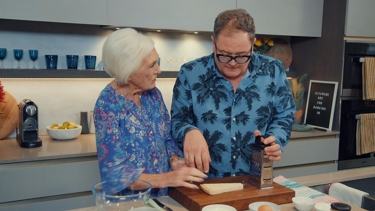 BBC Two - Mary's Foolproof Dinners, Series 1, Alan Carr, "It's like I ...