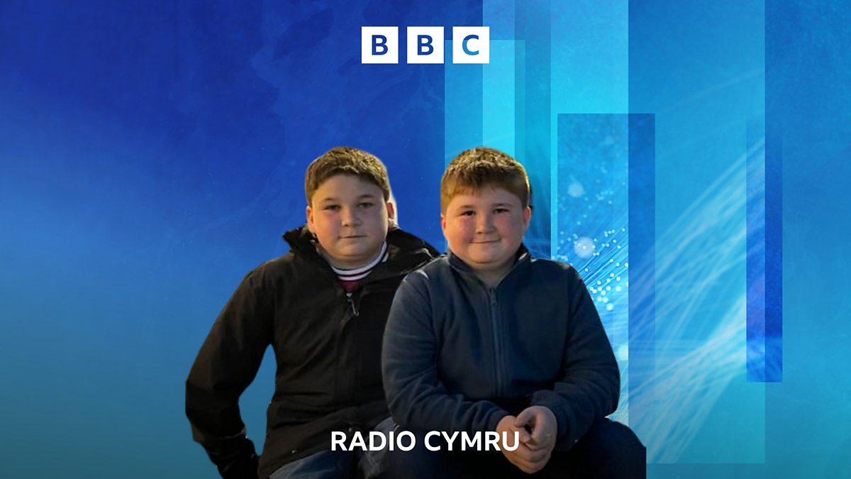 BBC Radio Cymru - Ifan Jones Evans, Tomos a Dyfan Bwlch yn cyd-gyflwyno