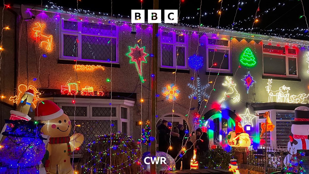 BBC CWR - BBC CWR, Installing the Coundon Christmas lights