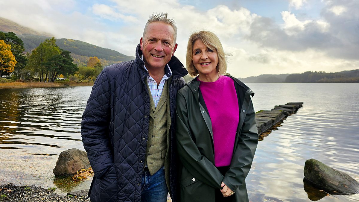 Celebrity Escape to the Country - Series 2: 2. Kaye Adams - BBC iPlayer