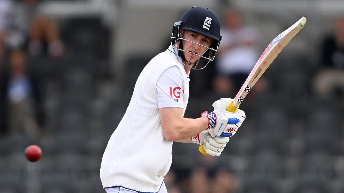 BBC World Service - Stumped, England seal series and Border-Gavaskar ...