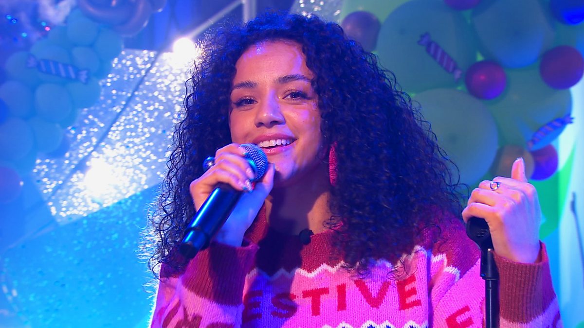Saturday Mash-Up! Live - Highlights: 34. Shereen sings Santa Tell Me ...