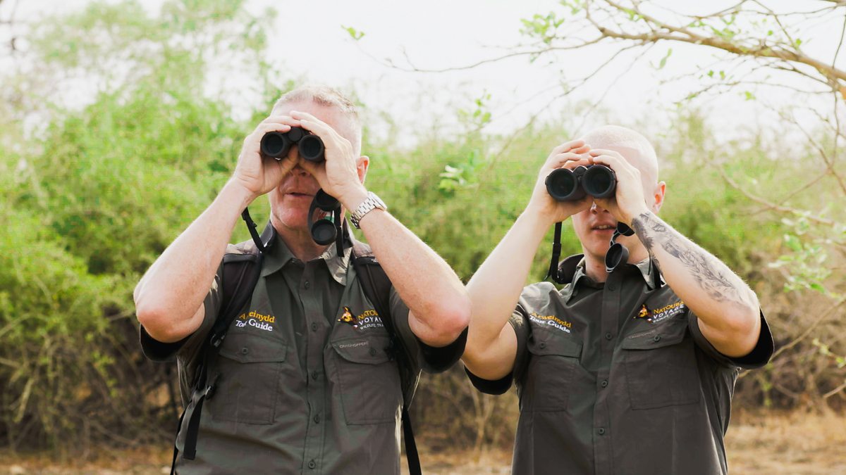 Iolo a Dewi: Y Tad ar Mab a Zambia - BBC iPlayer