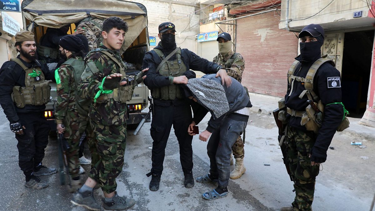 BBC World Service - Newshour, Alawite resident in Homs: We are being ...