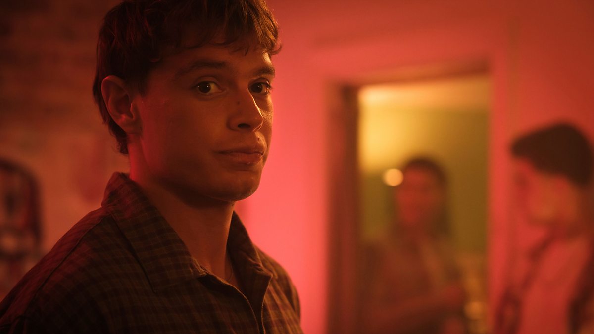 Bump - Series 5: 4. In Records - BBC iPlayer