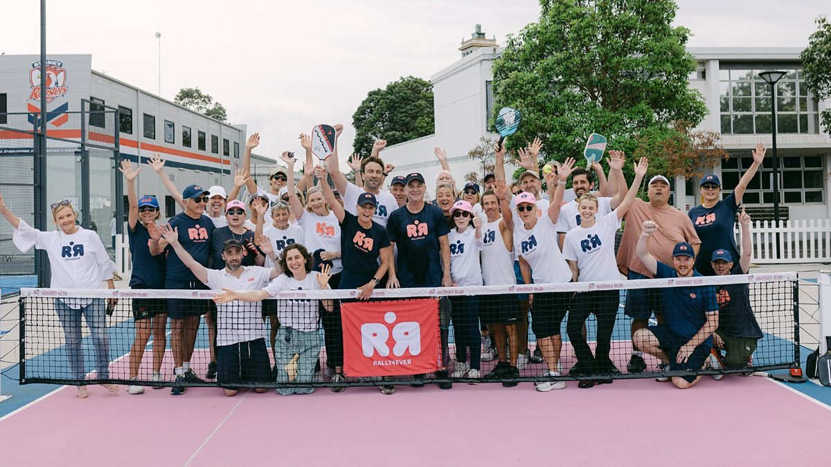 BBC World Service - Not by the Playbook, Serving up friendship