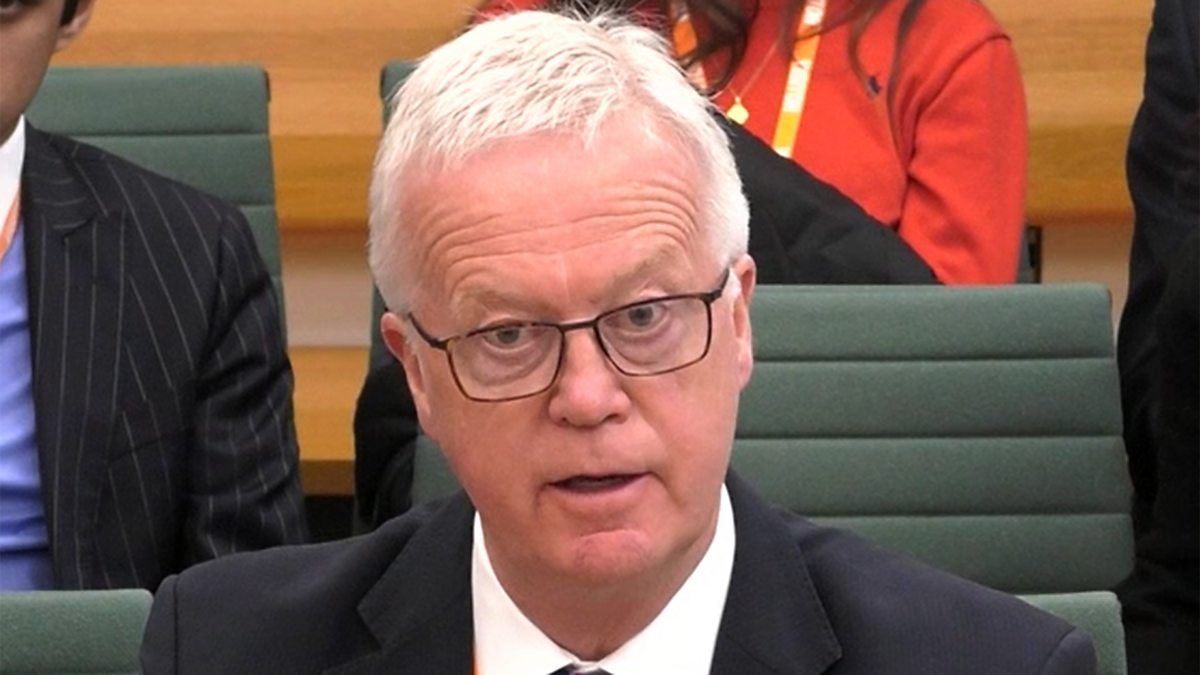 BBC Parliament - Select Committees, Transport Committee on Airports and ...