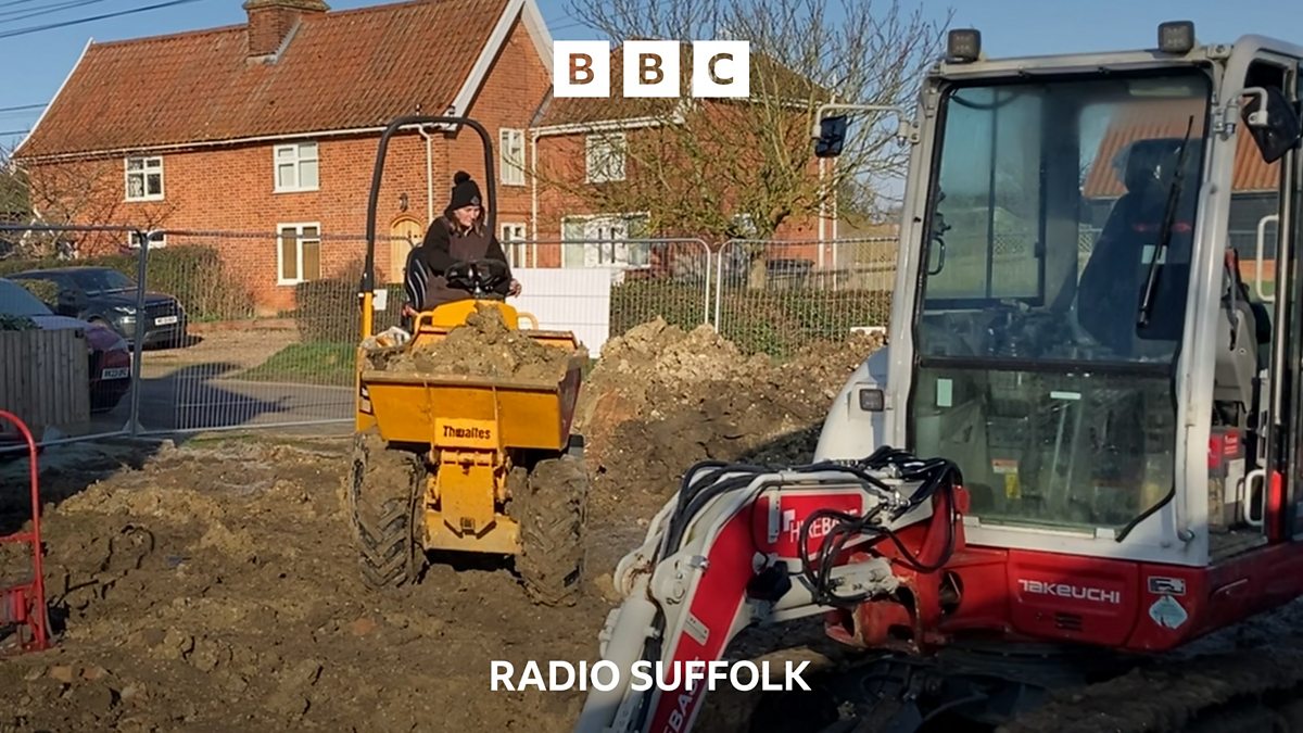 BBC Radio Suffolk - BBC Radio Suffolk, Female builders lay the ...