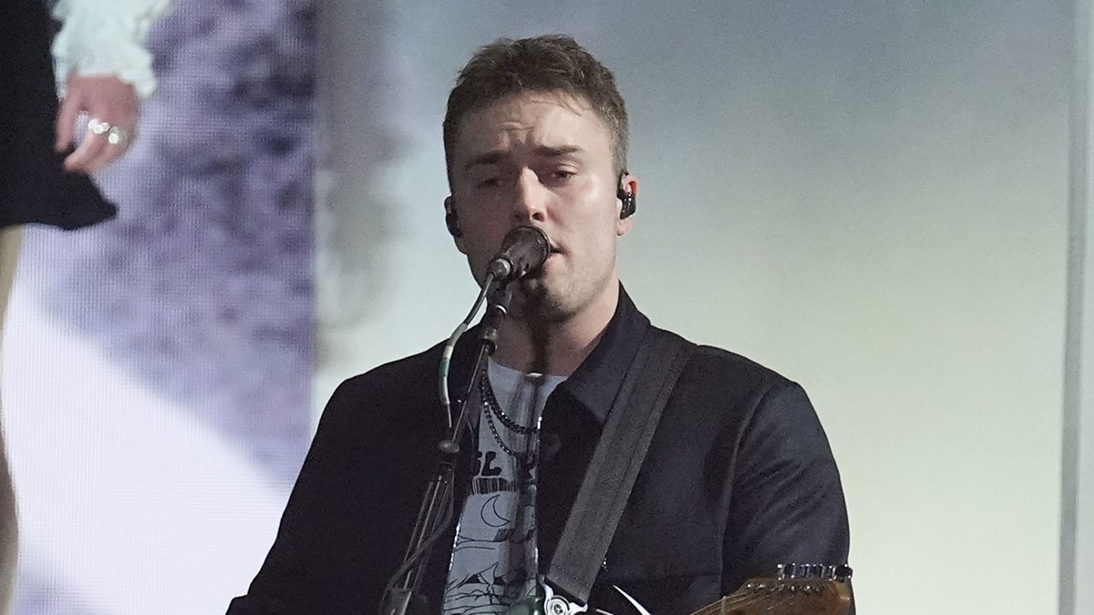 BBC World Service - Top of the Pops, Sam Fender and Murder Capitol