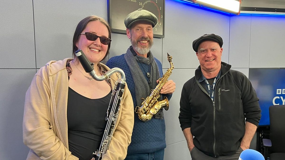 BBC Radio Cymru - Rhys Mwyn, Byrfyfrio, Byrfyfyrio jazz yn fyw yn y stiwdio