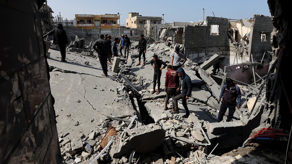 BBC News - Gaza Combat Resumes "Full Force'