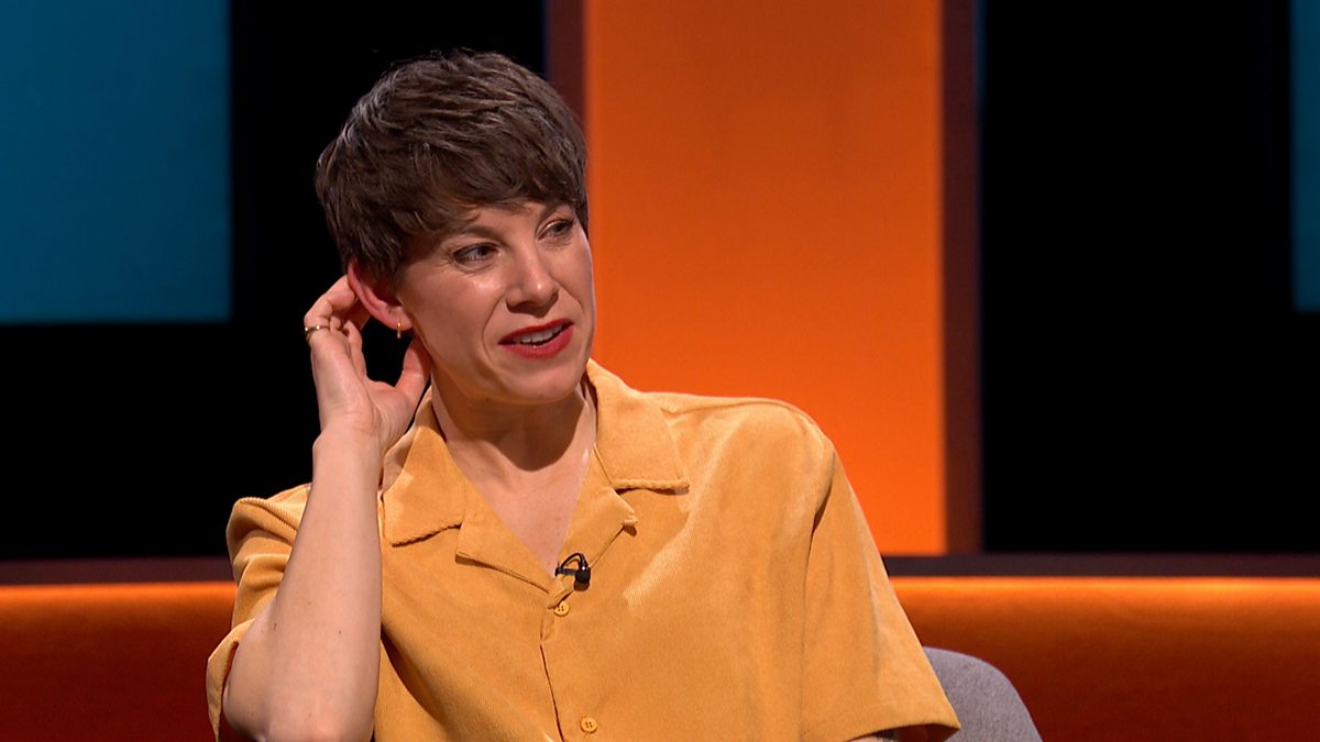 BBC Two - The Apprentice: You're Fired!, Series 19, Hot Sauce, To lick or not to lick the plate ...