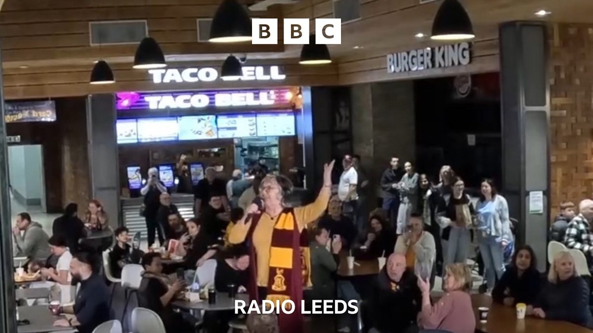 BBC Radio Leeds - Bantam of the Opera, The Bantam Flash Mob surprises ...