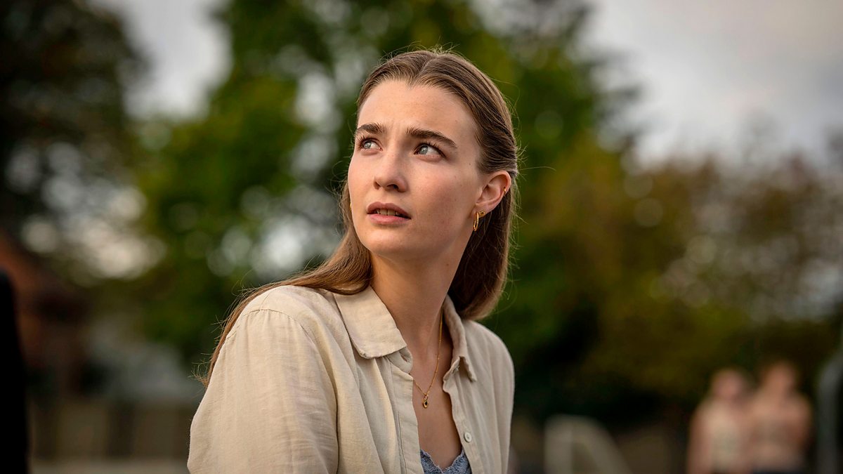 BBC Four - Families Like Ours, Series 1, The Hour Draws Near