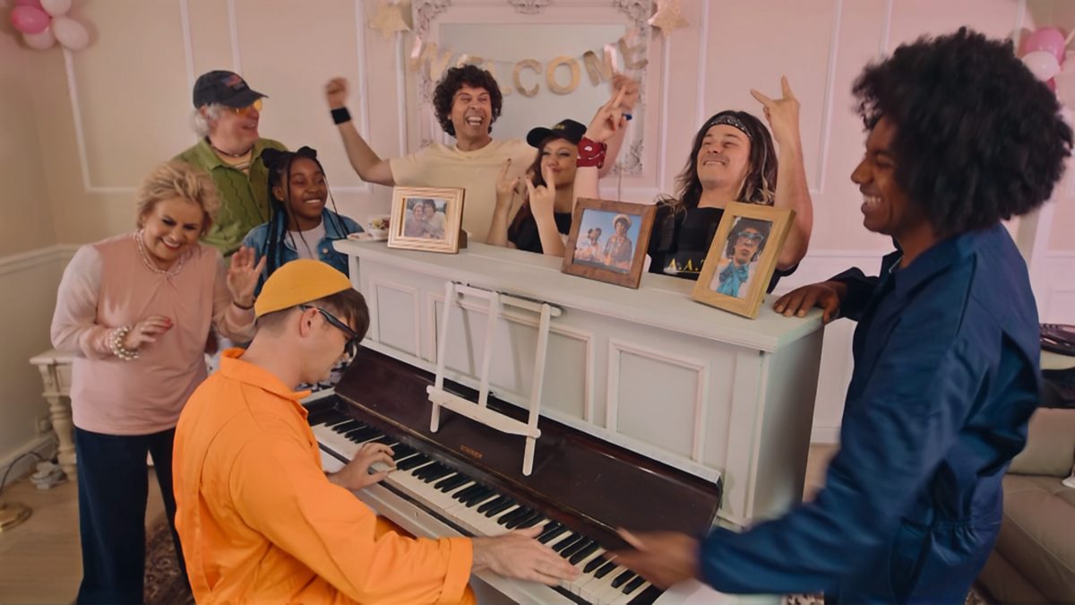 CBeebies Radio - Andy And The Band, One Big Family