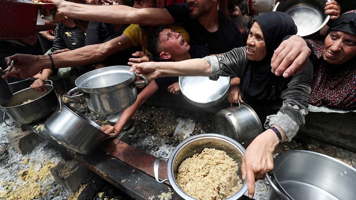 BBC News - Israeli Strikes On Gaza Overnight