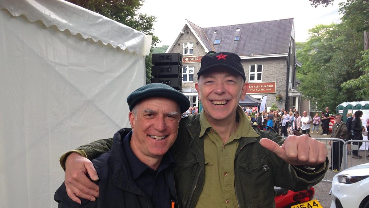 BBC Radio Cymru - Rhys Mwyn, Caneuon newydd Gareth Jones, a chofio Mike ...