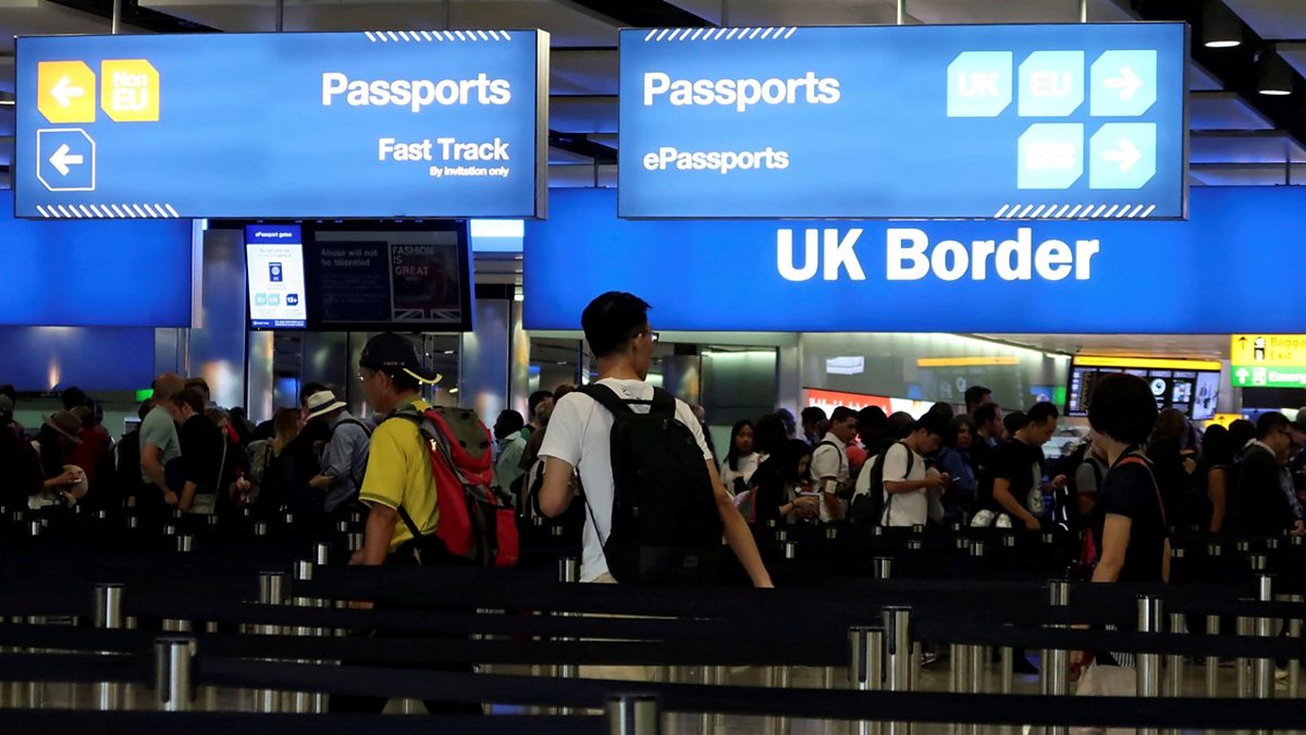 BBC News - Largest Fall In Net Migration Since Pandemic