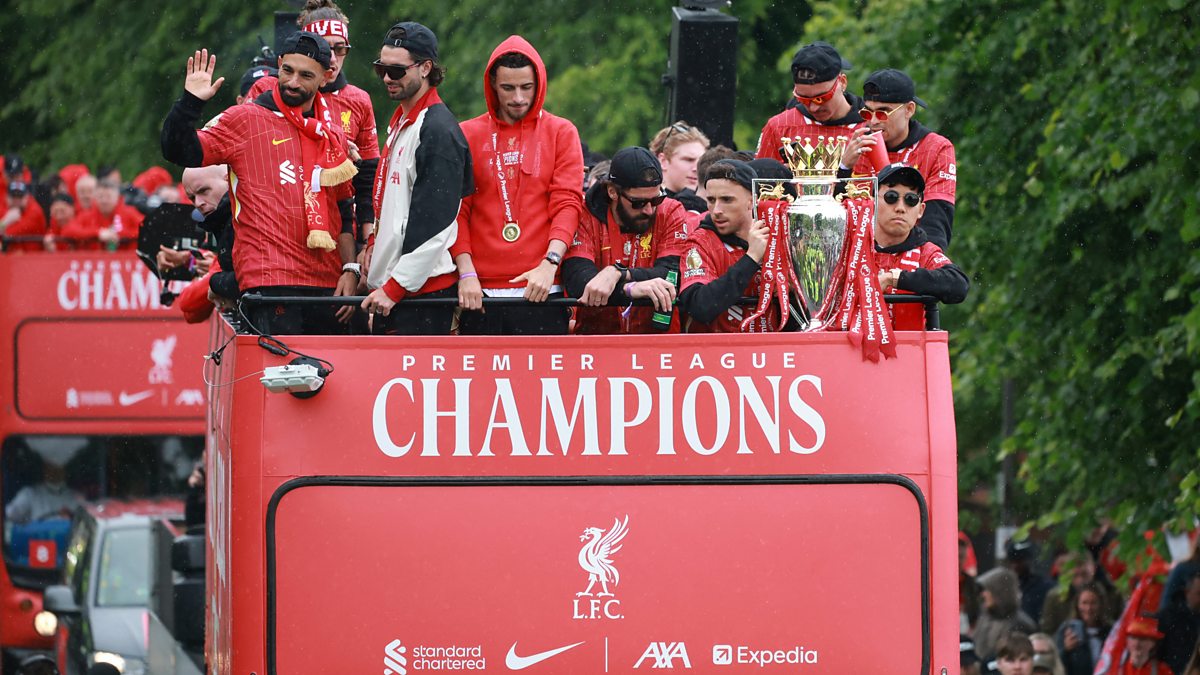 BBC News - Fans Celebrate Liverpool Premier League Win