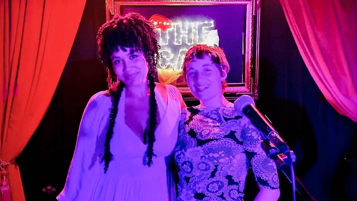 BBC Radio Cymru - Georgia Ruth, Talulah yn cyflwyno Elizabeth Mwale