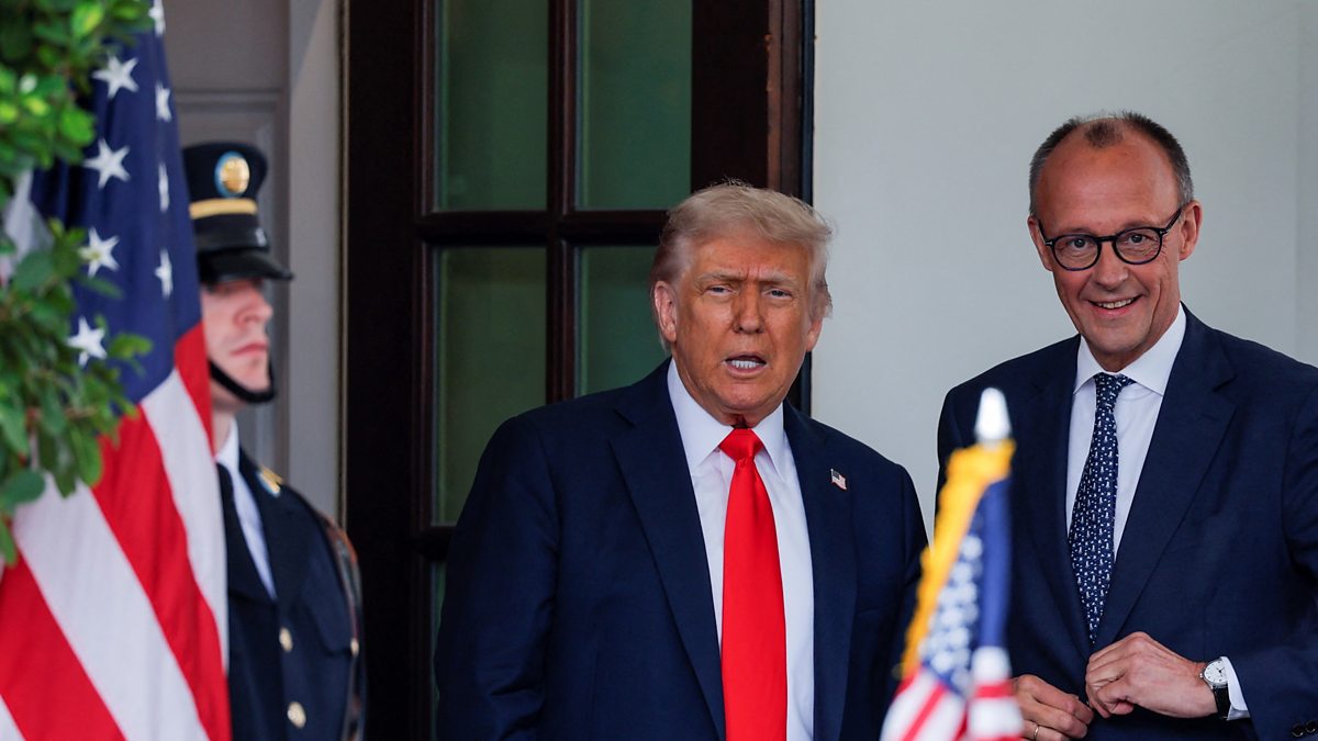 BBC News - Trump Hosts German Chancellor